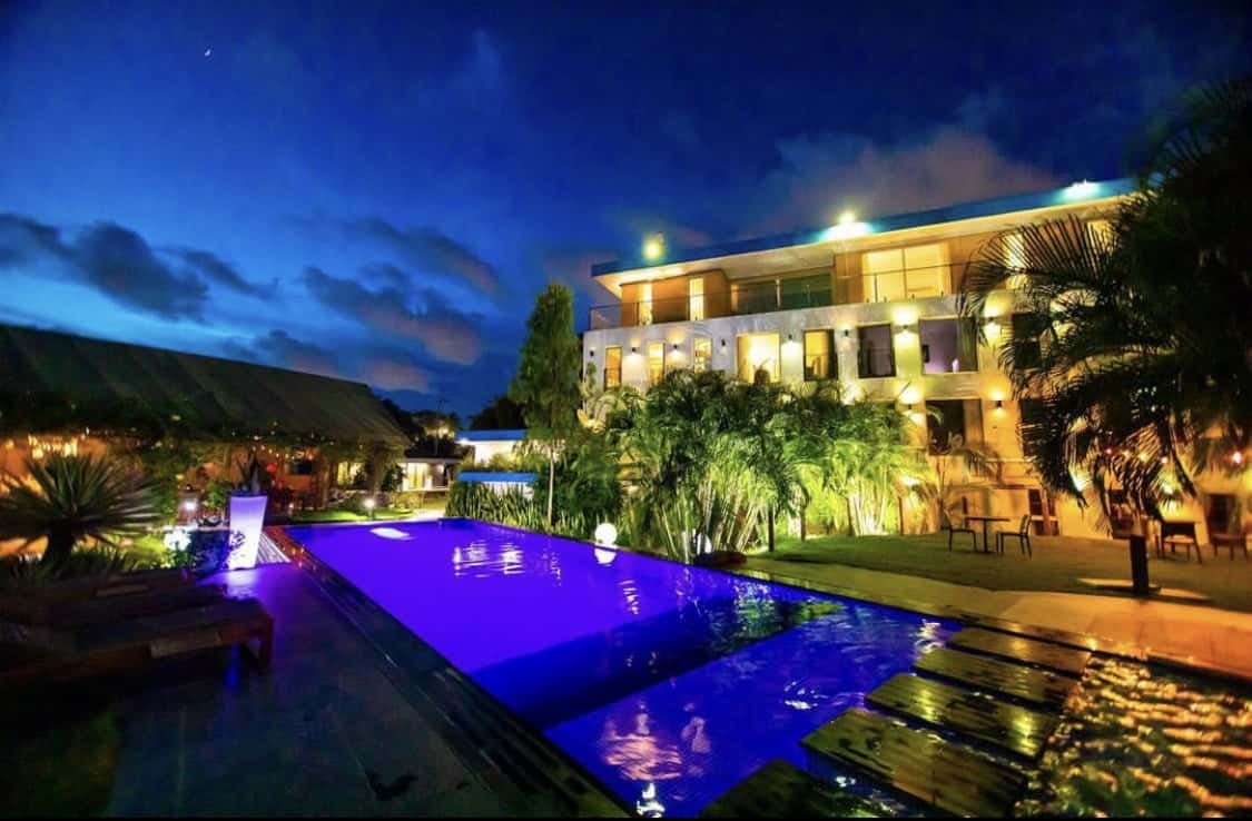 Red Mango Hotel & Apartments In Takoradi - Theirson Diary